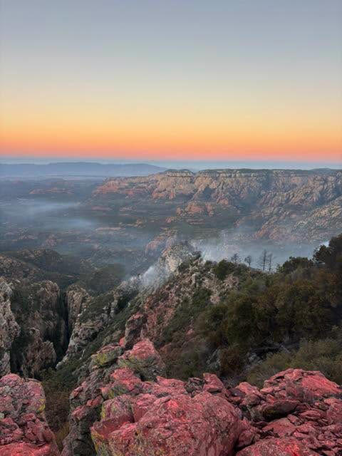 Pocket Fire containment grows as crews battle flames near Sedona