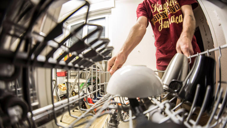 Why everyone thinks their way of loading the dishwasher is correct