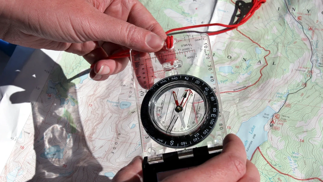 5 essential gadgets for backpacking safety