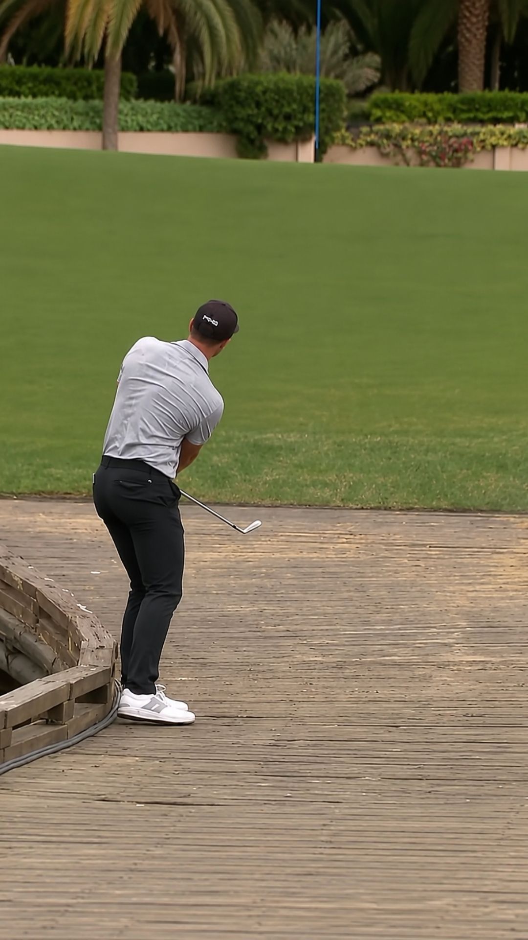 PGA Tour star Viktor Hovland takes on a bridge golf challenge
