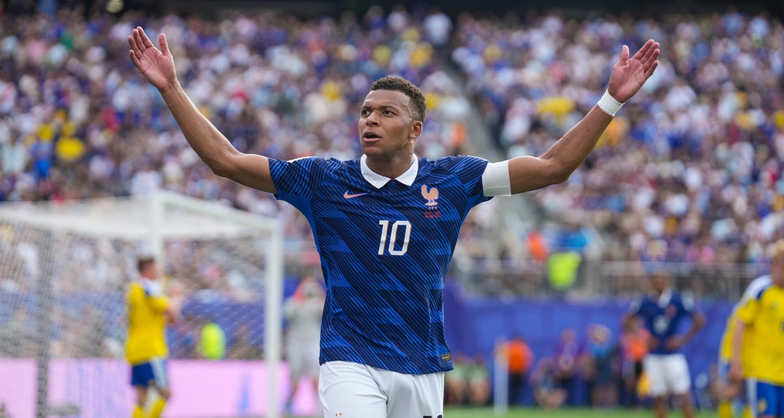 NBC eyeing World Cup rights