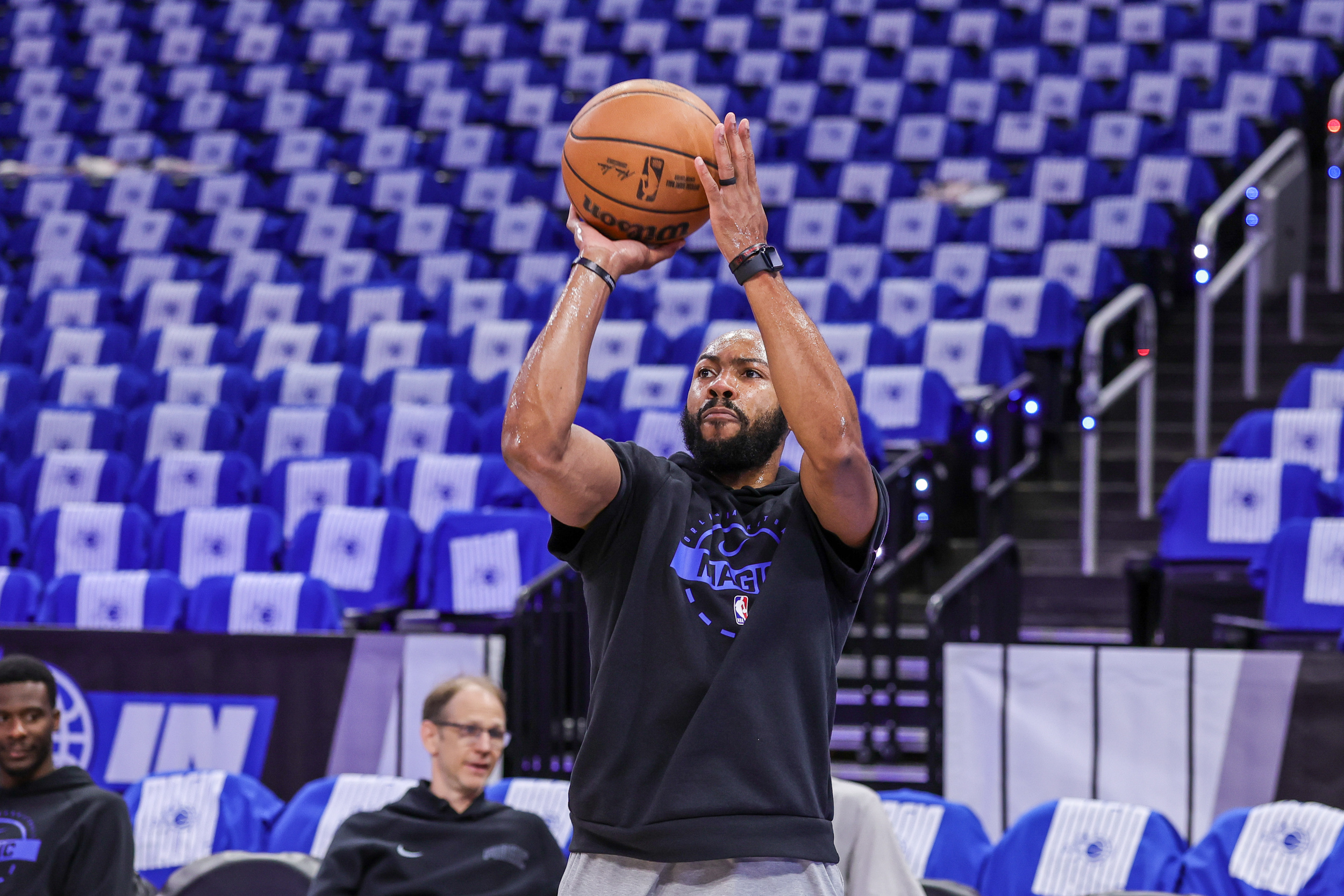 Jevon Carter to re-sign with Magic