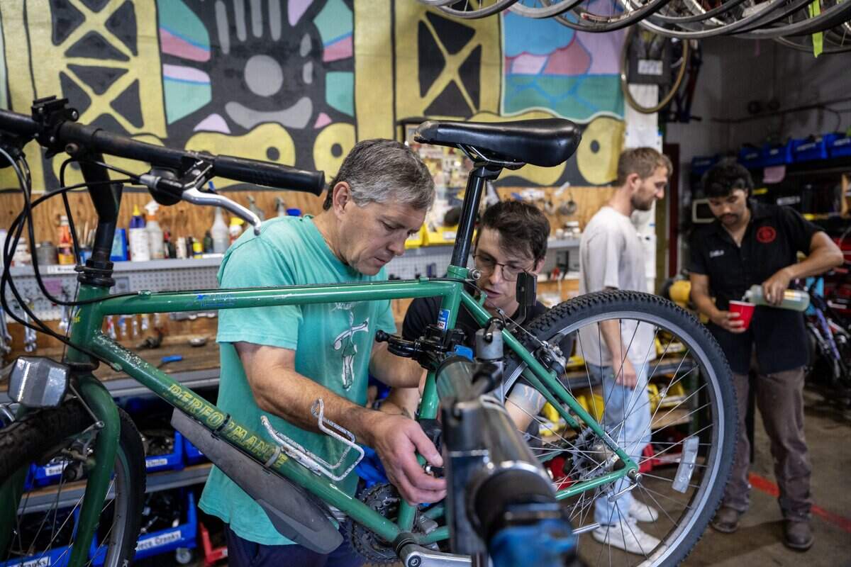 Sacramento adding free bike, scooter safety classes, including its ...