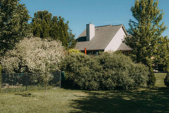 Resident livid after neighbour reports them for leaving item on lawn