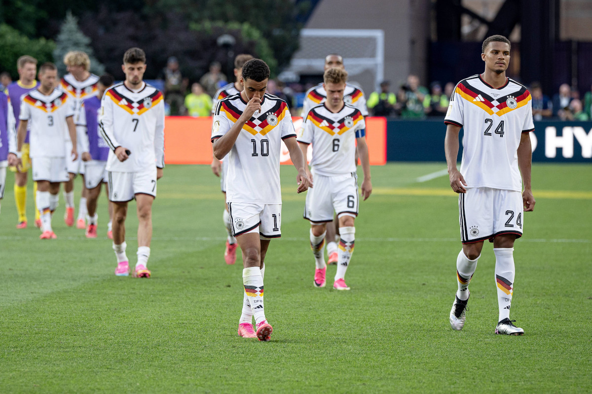 Radikaler Neustart, andere Werte: Wie muss die DFB-Elf der Zukunft ...