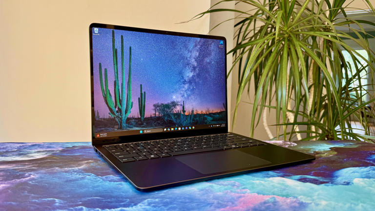 Microsoft Surface Laptop for Business (8th Edition) review: Effective ...