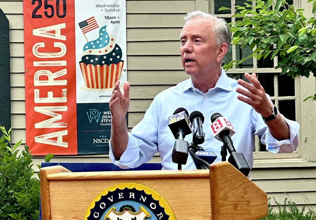 Ned Lamont leads Josh Elliott as primary gap narrows in Democratic ...