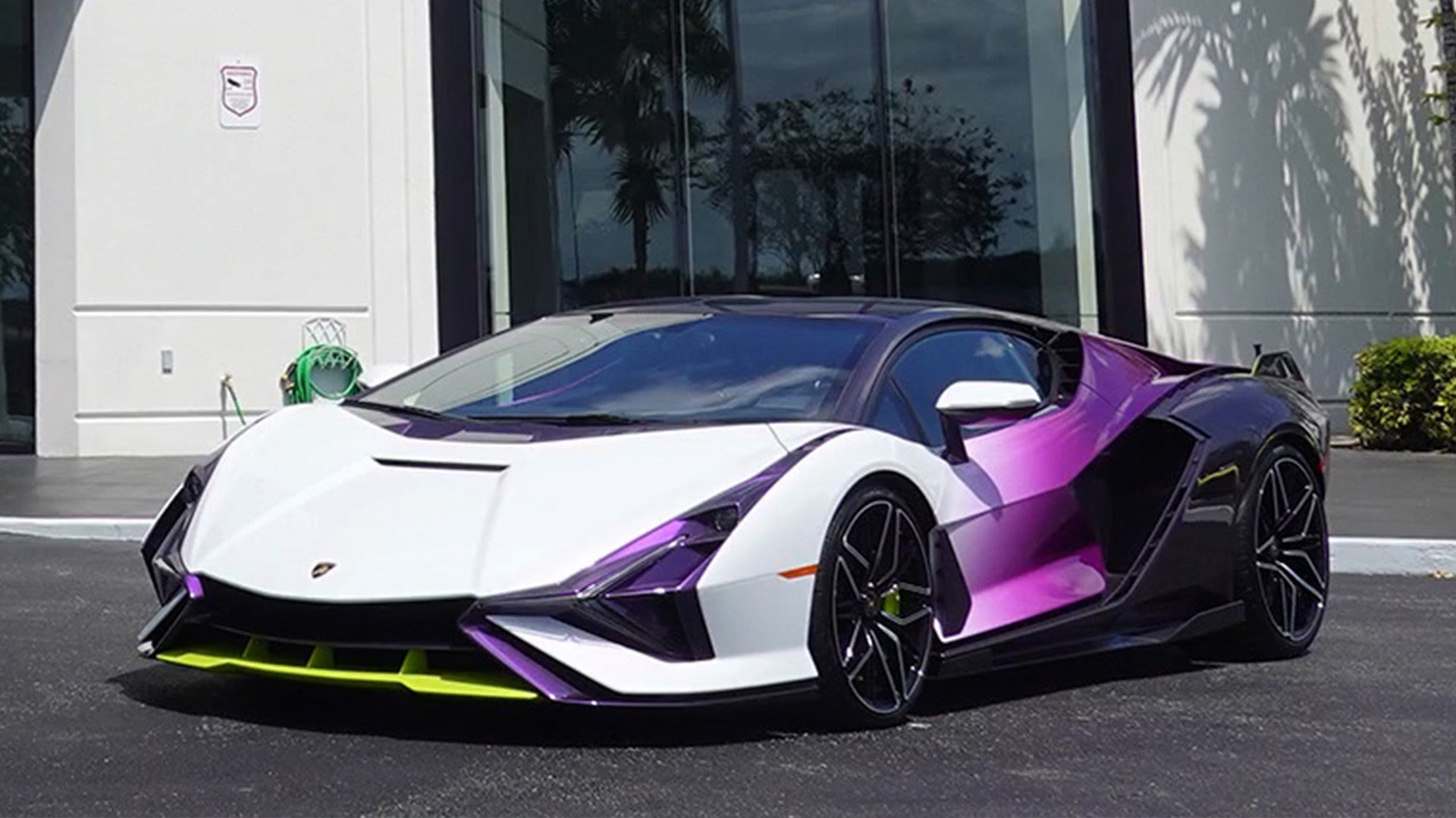 My first drive in the Lamborghini Sián