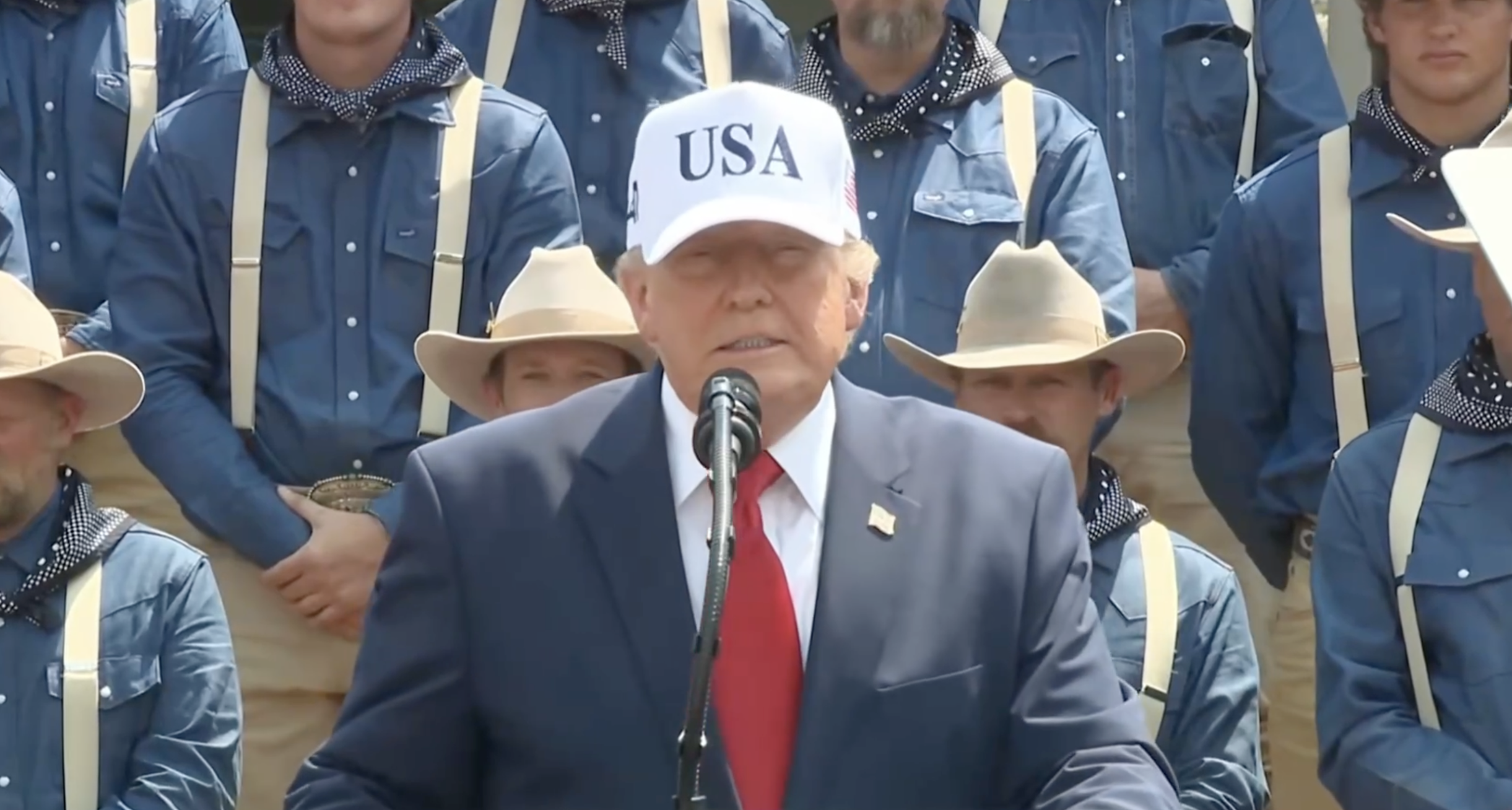 'They didn't have people that couldn't walk up these steps': Trump ...