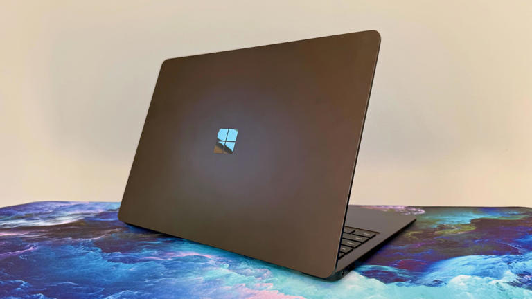 Microsoft Surface Laptop for Business (8th Edition) review: Effective ...
