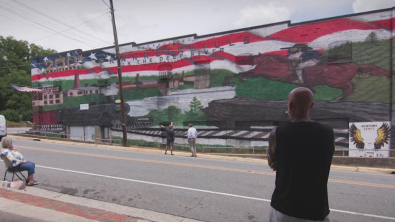 Franklinville mural celebrates American identity