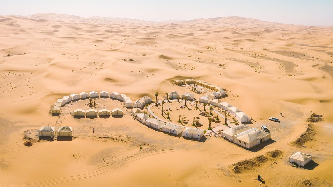 Insane campsite in the Sahara Desert