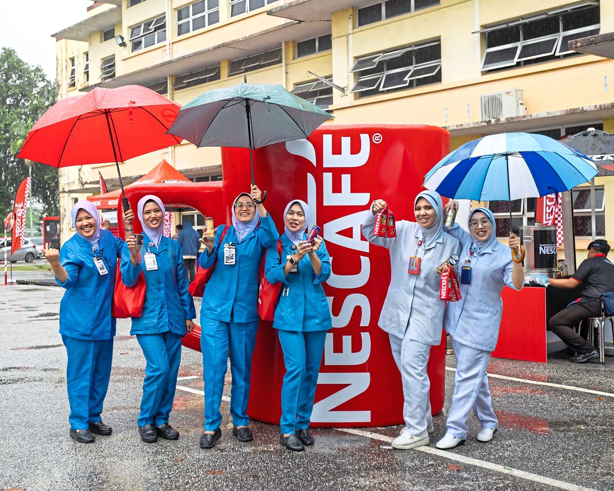 Fuelling frontliners with coffee in JB