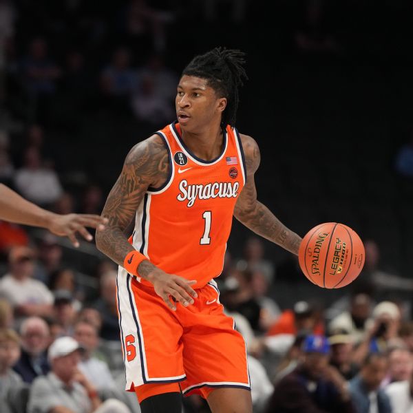St. John's loses Donnie Freeman to torn Achilles