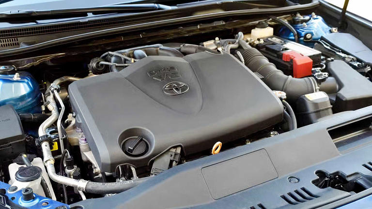 Toyota 2GR V6: The V6 that powers both a 300,000-mile Sienna and a ...