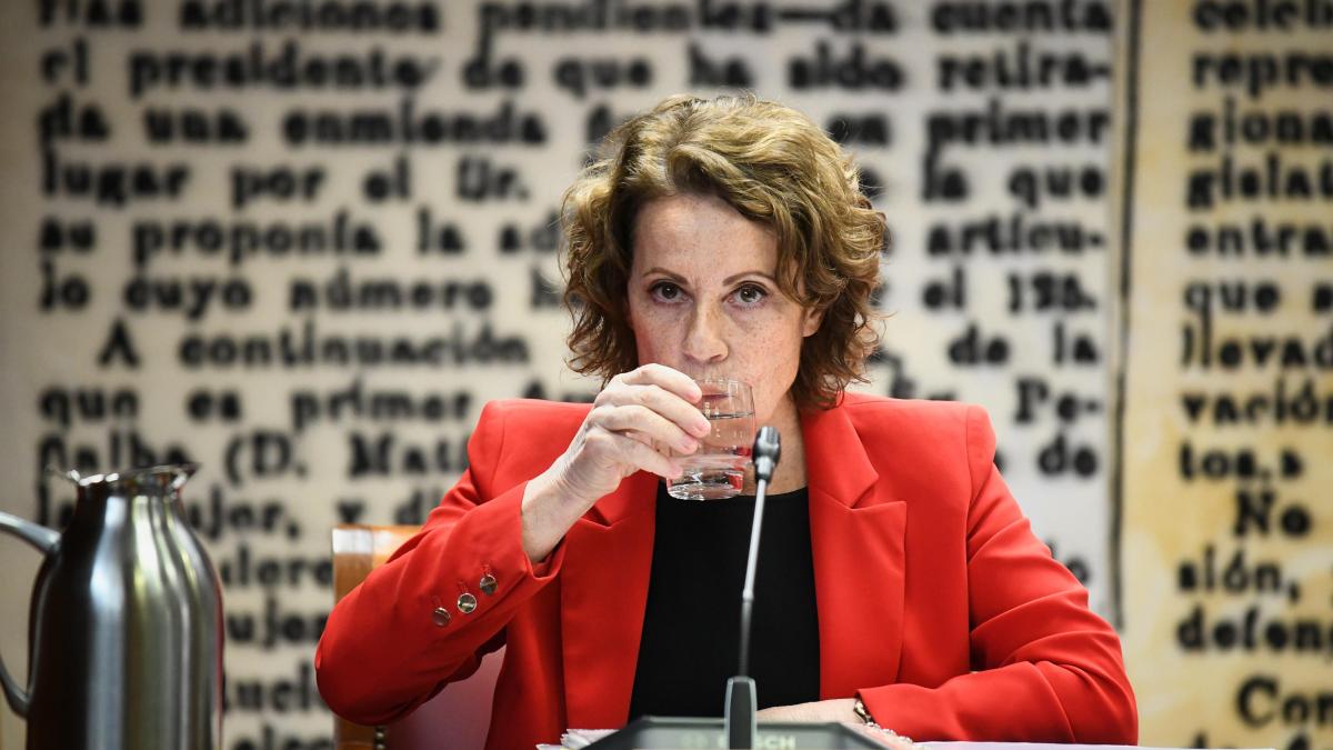 Hacienda premiará con embajadas a la cúpula de la Agencia Tributaria ...