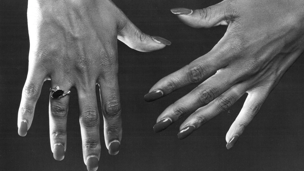 6 nail shapes that balance strength and style