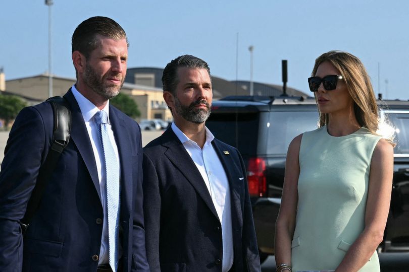 Bettina Trump draped in expensive jewelry and Trump's image amid first ...