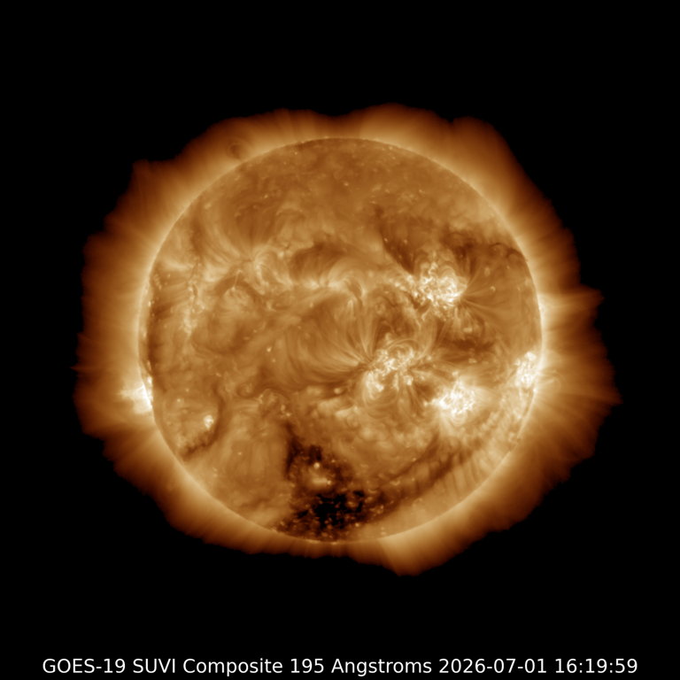 Solar storm could mean northern lights across Michigan. See forecast