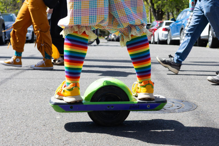 Hundreds show up to Portland clown march, in silly day of joyous protest