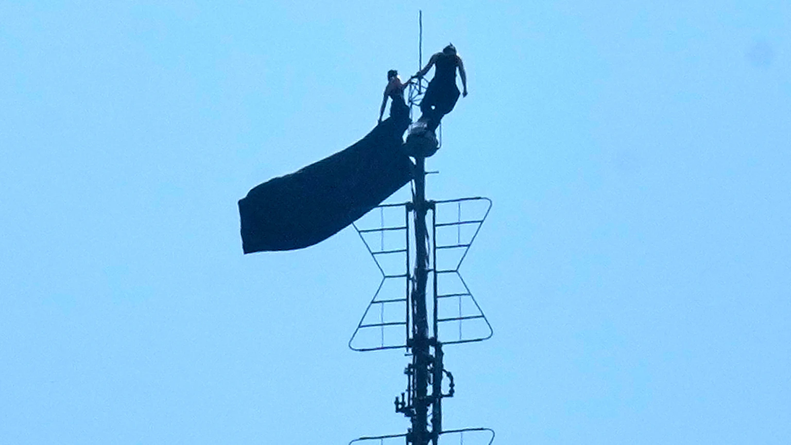 Für «die Macht der Liebe» – Kletteraktion auf Empire State Building ...