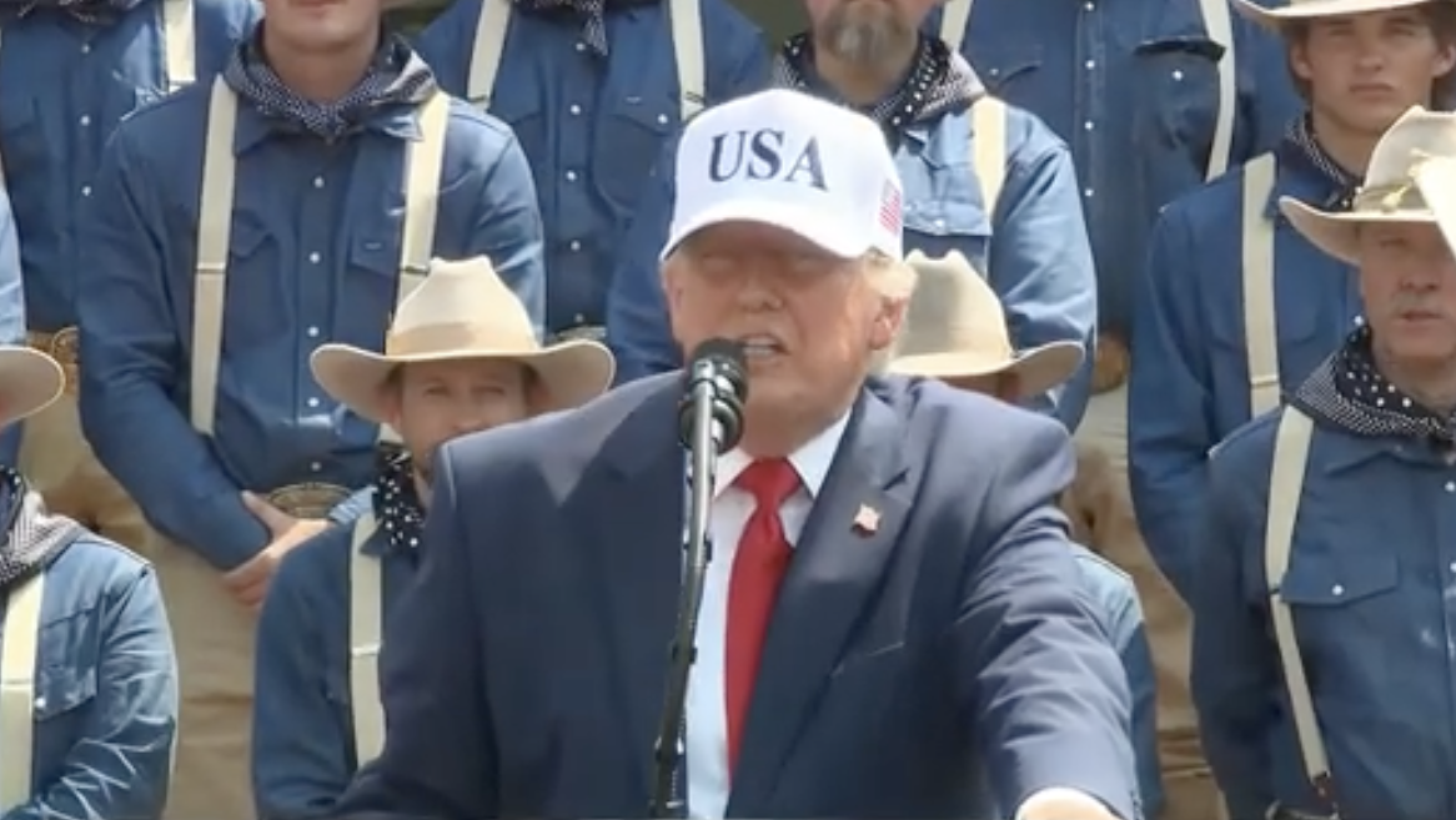 'They went in and cut it up': Trump comments on alleged vandalism to ...