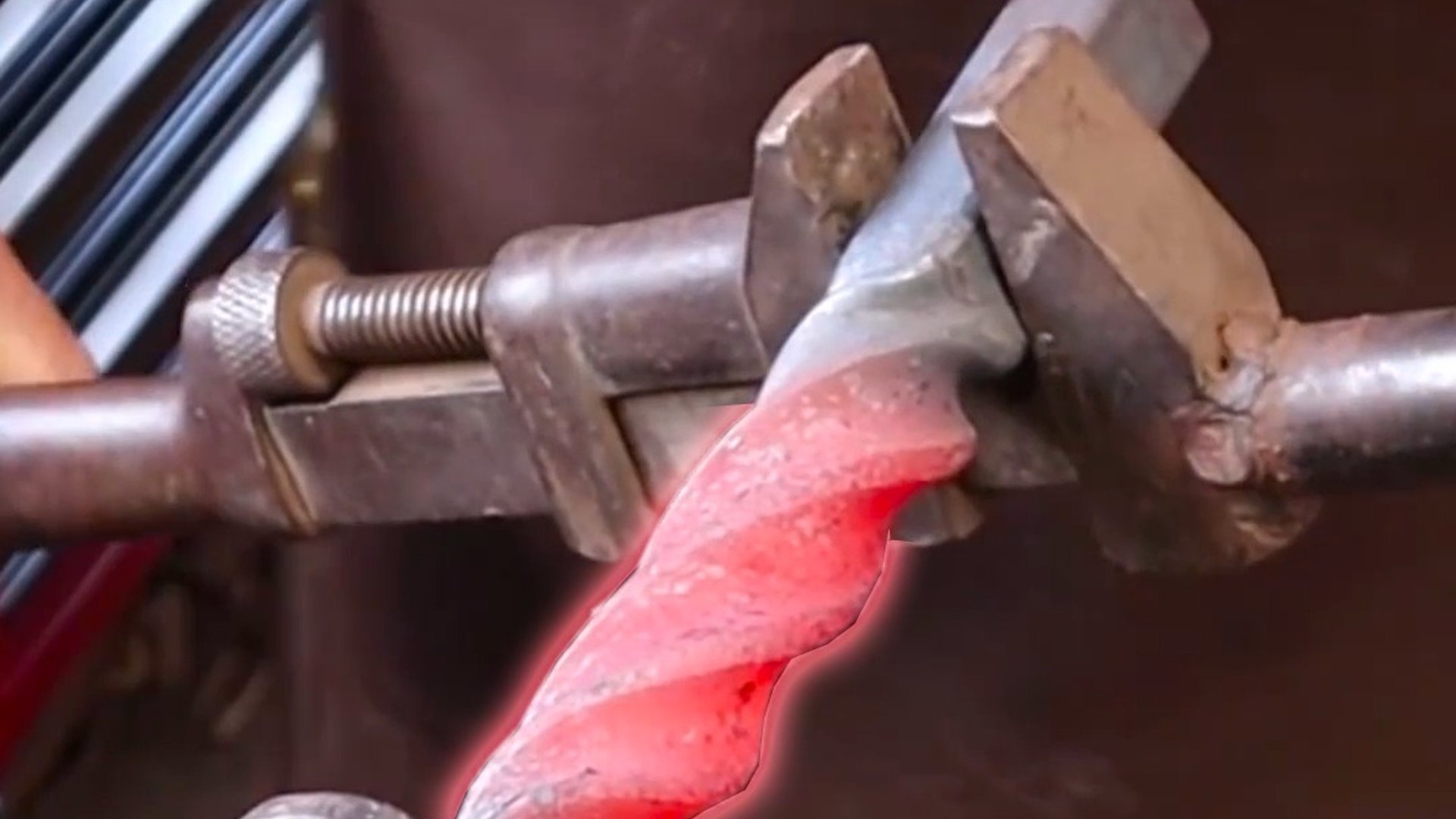 Cleaner square tubing forge method