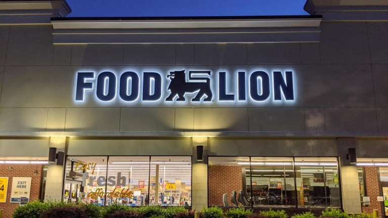 Activate your monthly Food Lion Shop & Earn offers for July