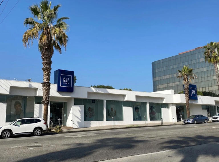 Santa Monica’s iconic Gap store to be torn down, replaced with homes
