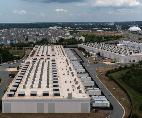 Report: Heat wave adds to data center concerns