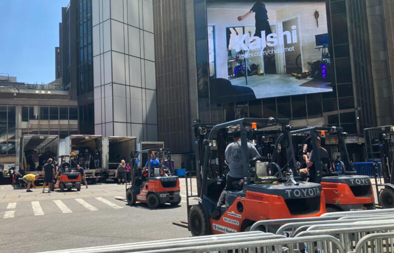 Local business owners cry out ahead of Taylor Swift & Travis Kelce’s ...