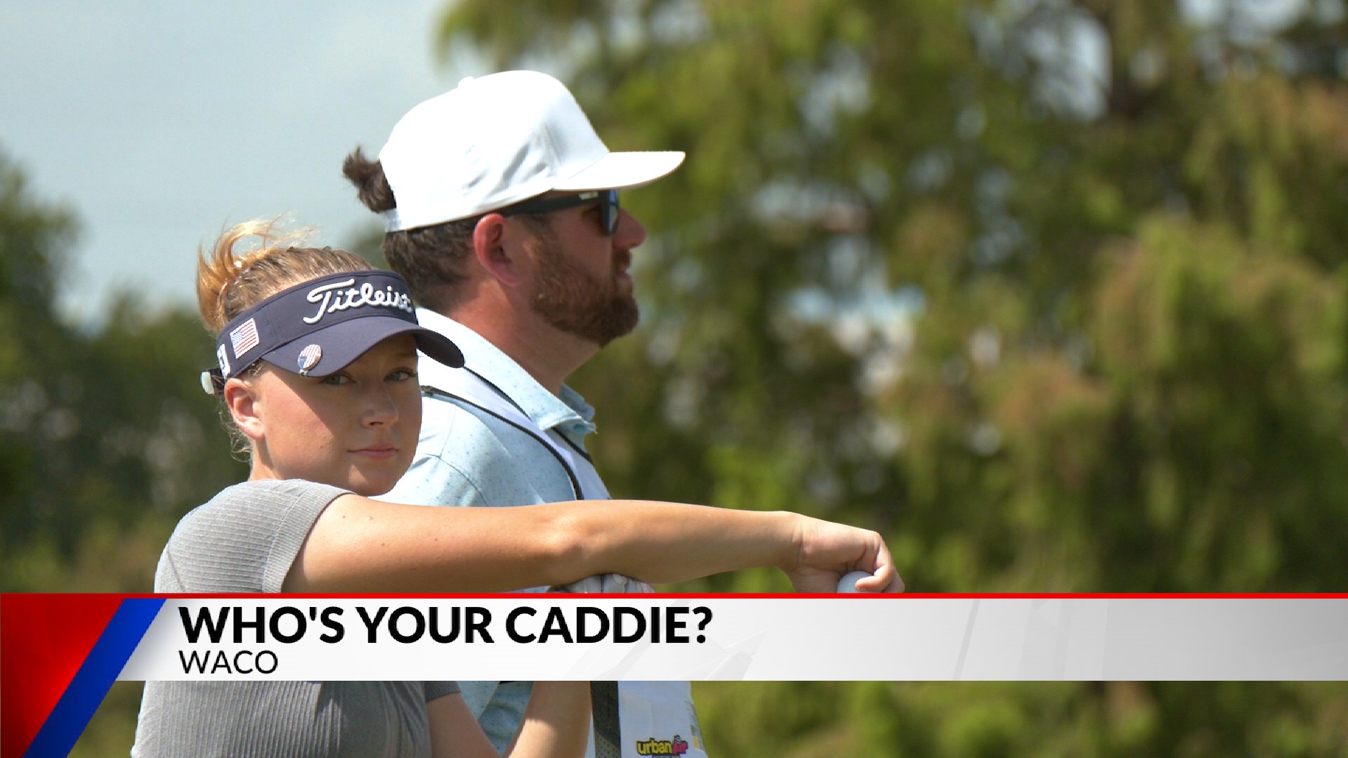 Caddie steps up to help youth golfer