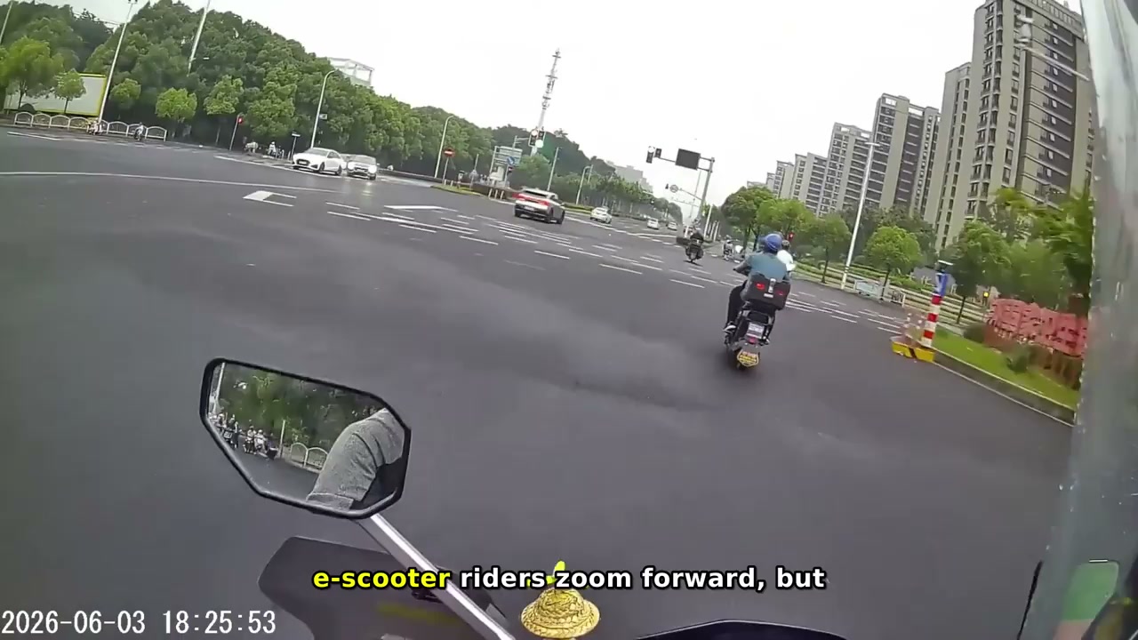 E-scooter crash caught on Shanghai motorcycle lane