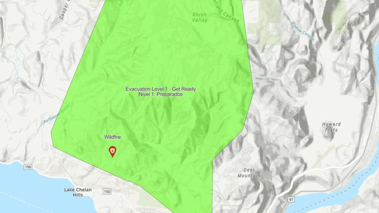 Wildfire near Chelan, WA prompts emergency evacuations