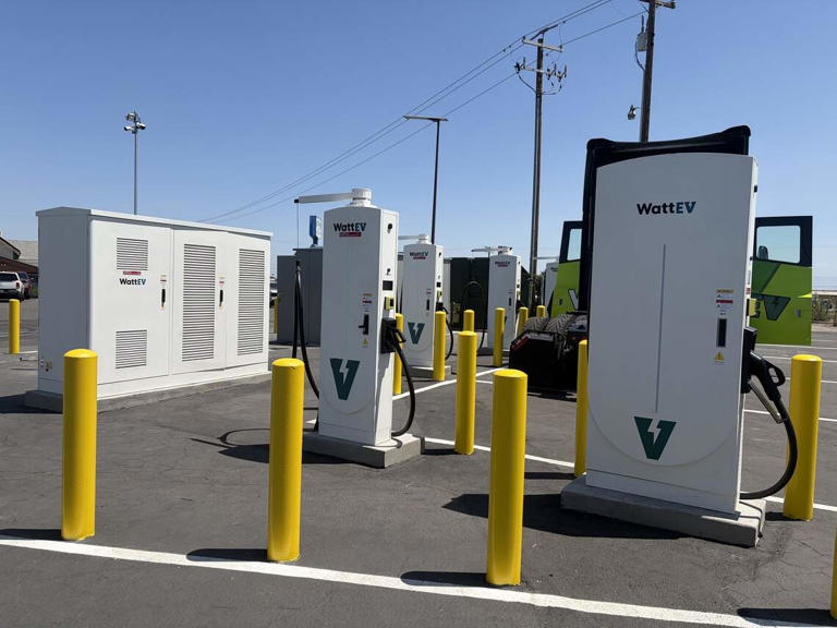 Central CA's first public heavy-duty electric truck charging depot ...