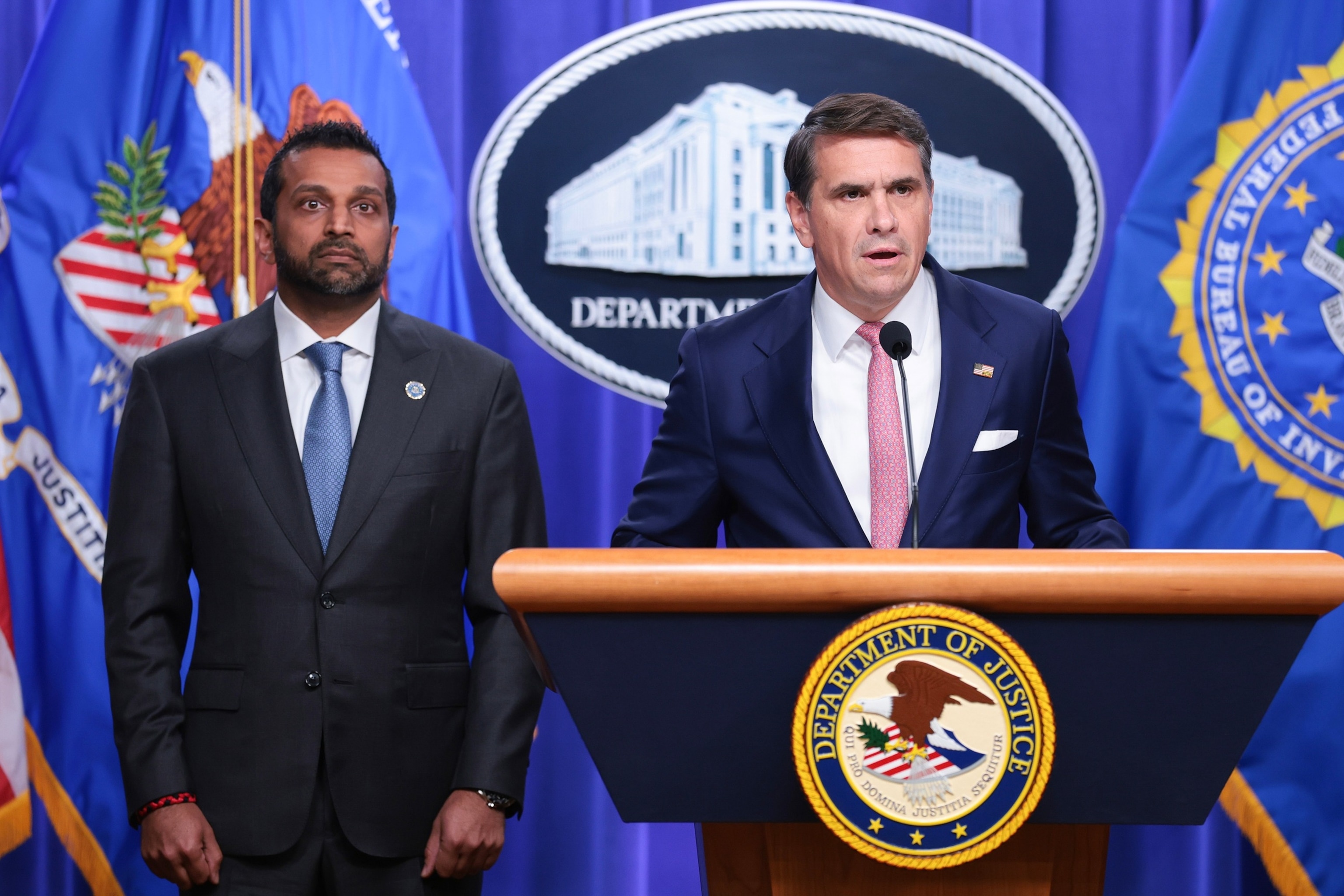 8 alleged Tren de Aragua gang members charged with violent crimes