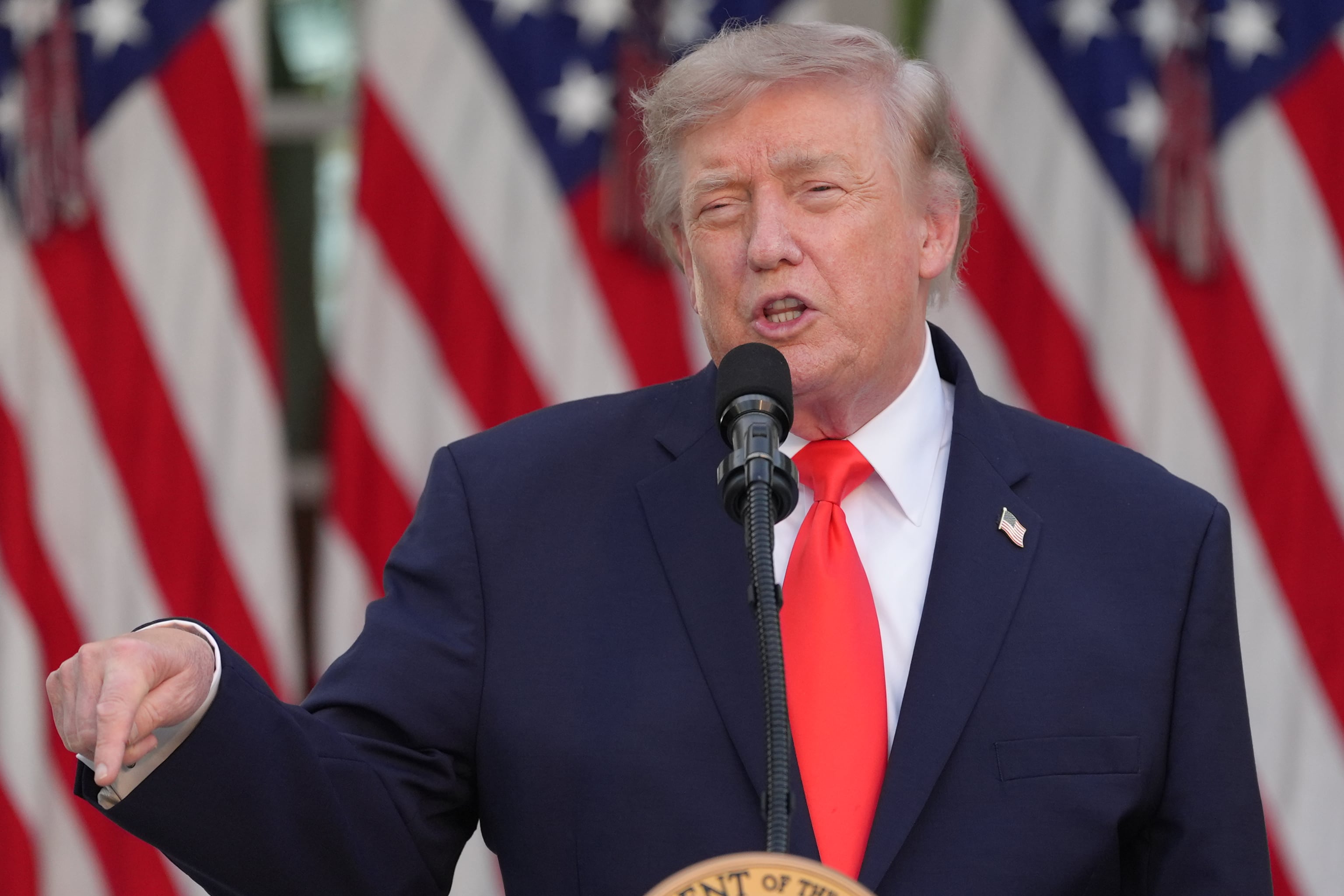 Nevada’s Lee calls on Trump to sign housing bill