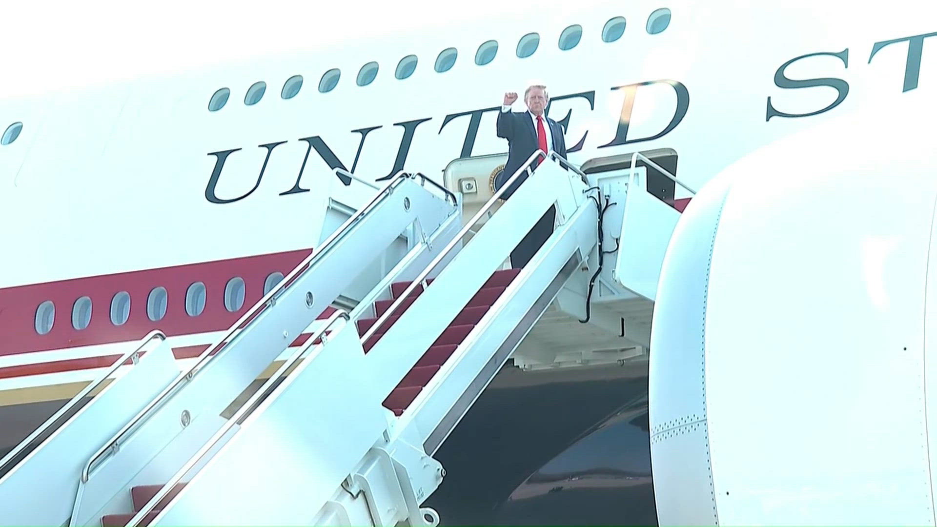 President Trump takes inaugural flight aboard new Air Force One