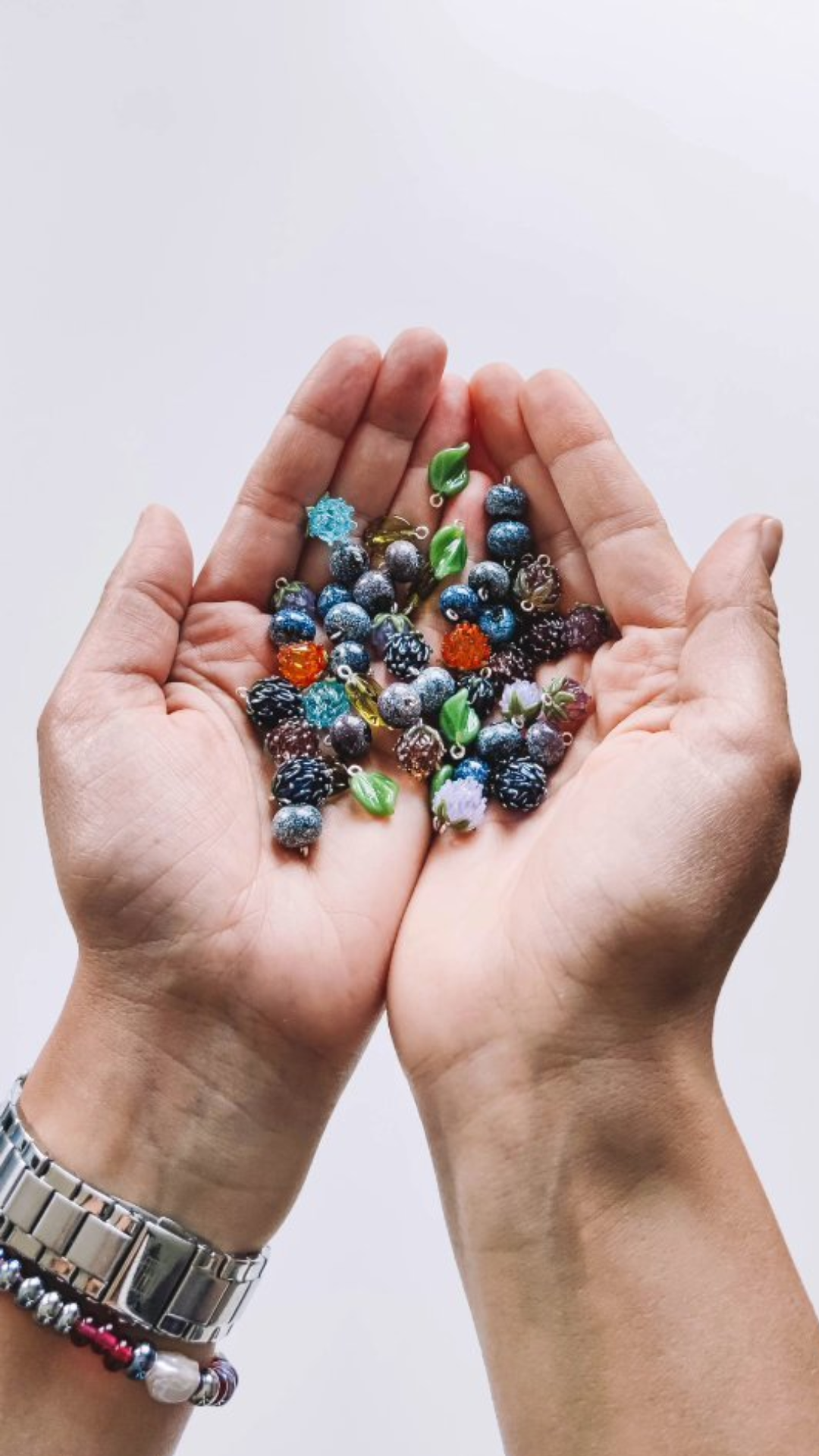 Glass beads ASMR moments with soothing craft sounds