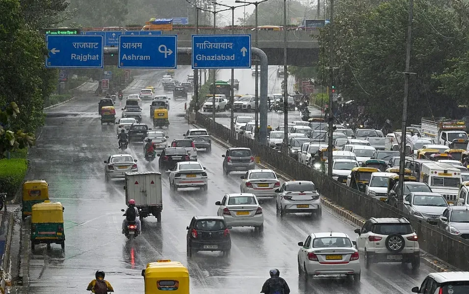 IMD says monsoon to reach Delhi in two days, yellow alert issued