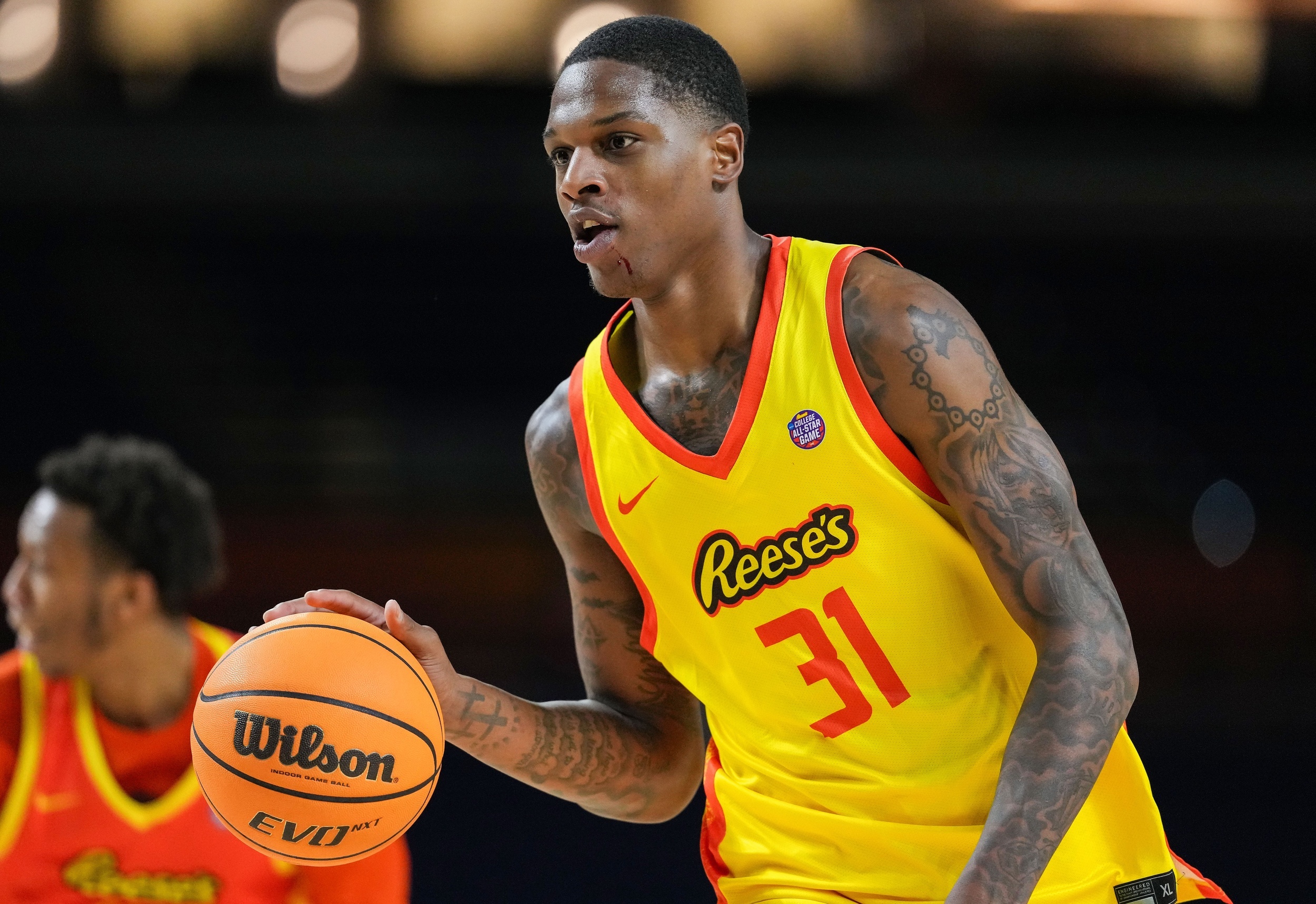 Magic sign Izaiyah Nelson to two-way deal