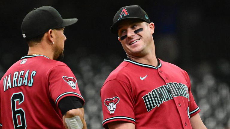 Diamondbacks injured catcher to begin rehab assignment