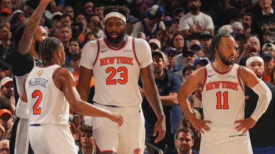 Jalen Brunson, KAT, Knicks react to Mitchell Robinson's Celtics ...