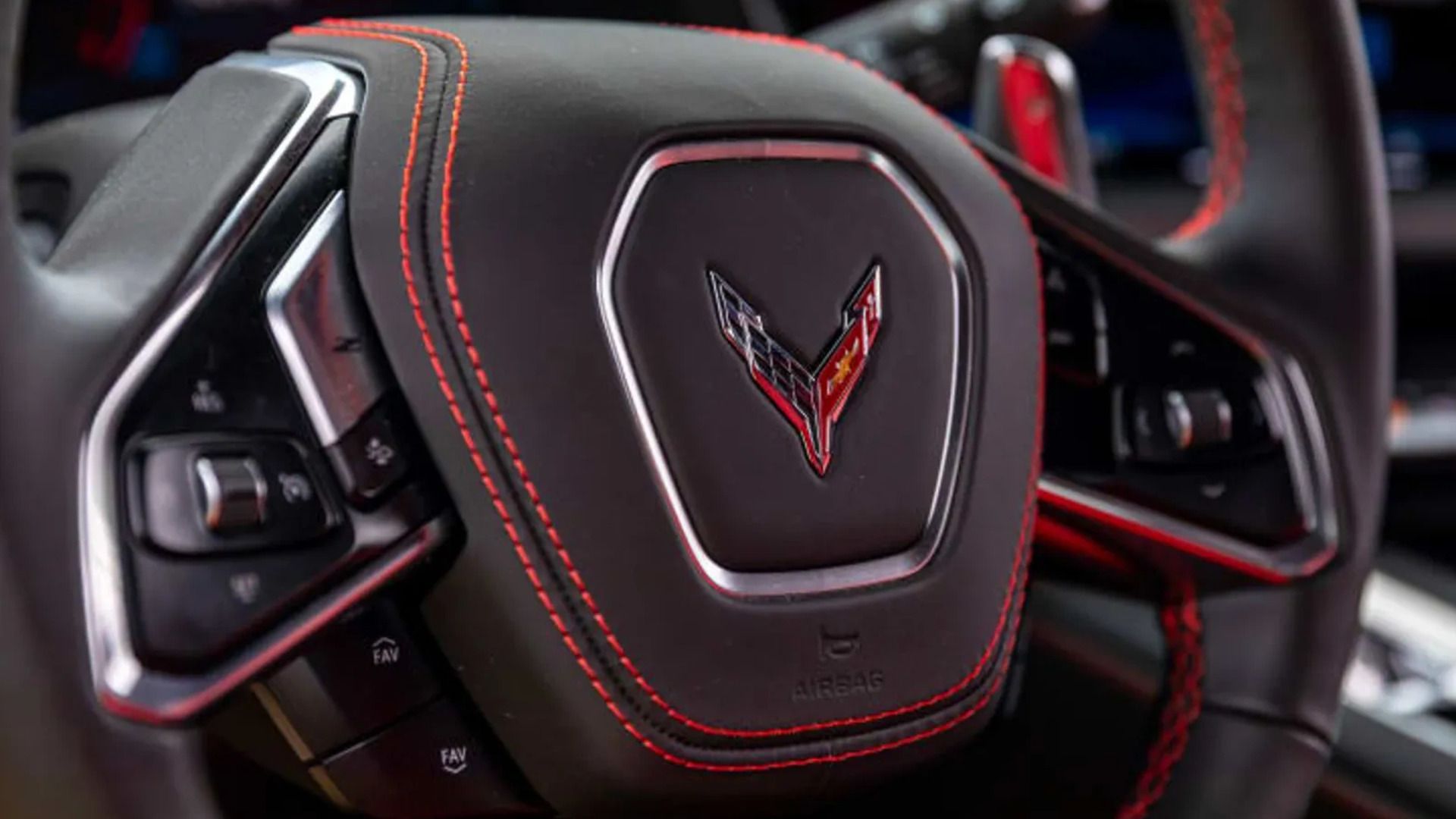 2025 Corvette ZR1: First American car with 1,064 HP flat-plane V8