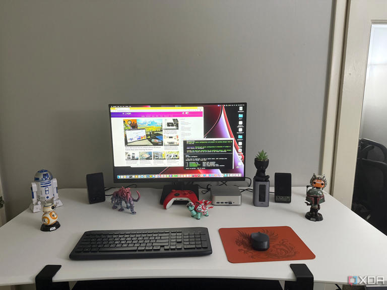 These small Claude Code hooks turned my assistant into something I ...