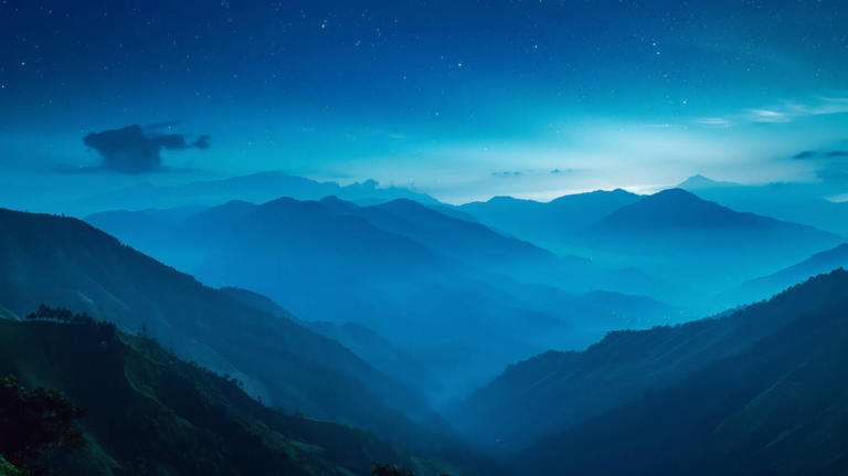 Why do mountains look blue from a distance? The science behind nature's ...