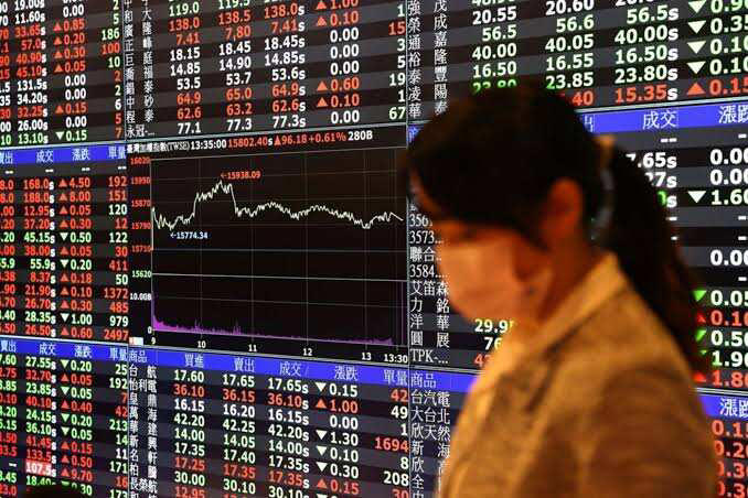 South Korea's Kospi plunges 8%, extending a two-day slide. What's ...