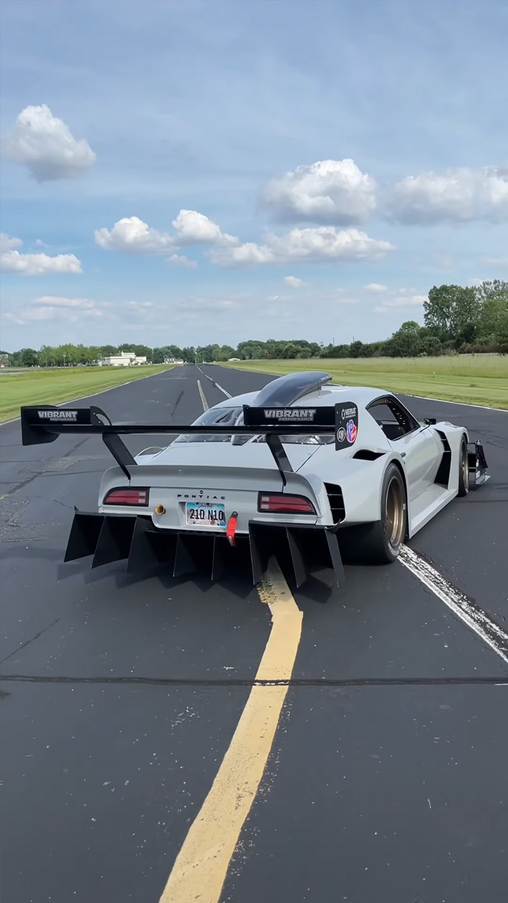 1,300HP twin-turbo Firebird Indy car with sequential shift