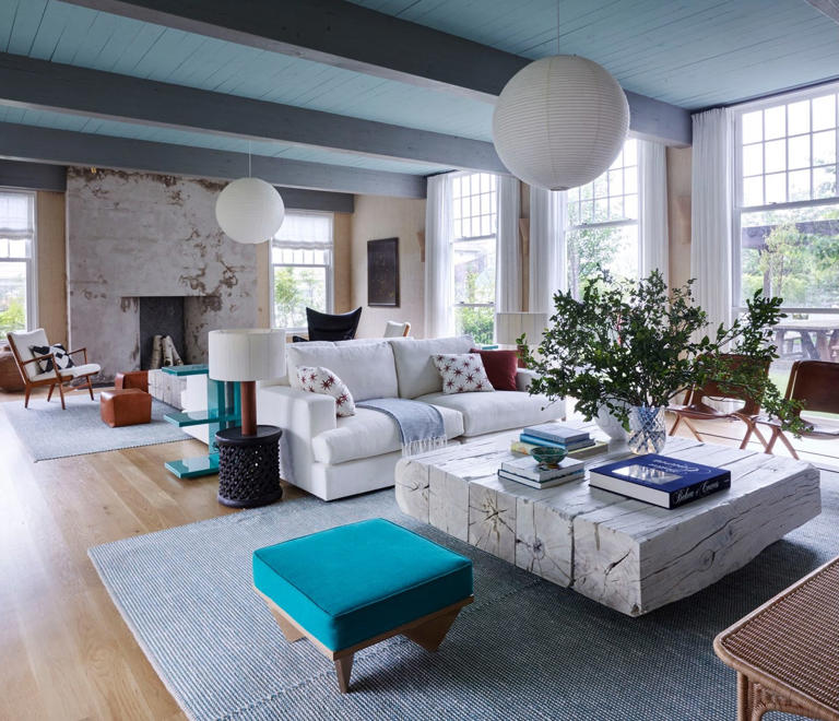 This common furniture layout mistake could be making your living room ...