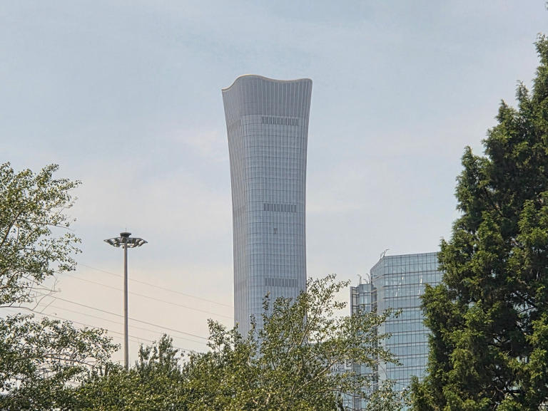 Suicidal pilot crashes into Beijing skyscraper